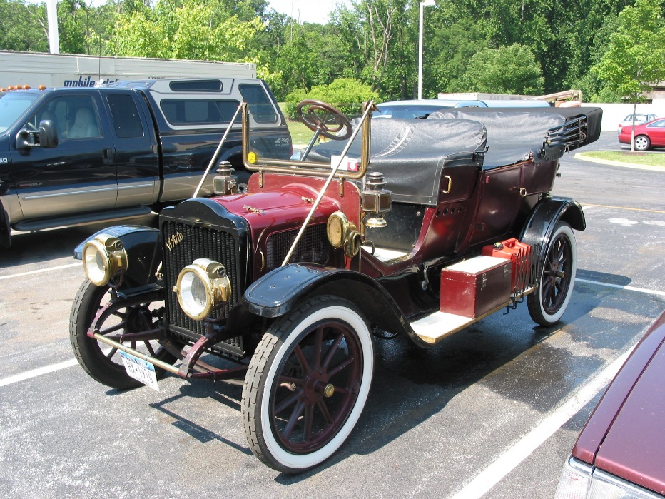White Register Display Cars